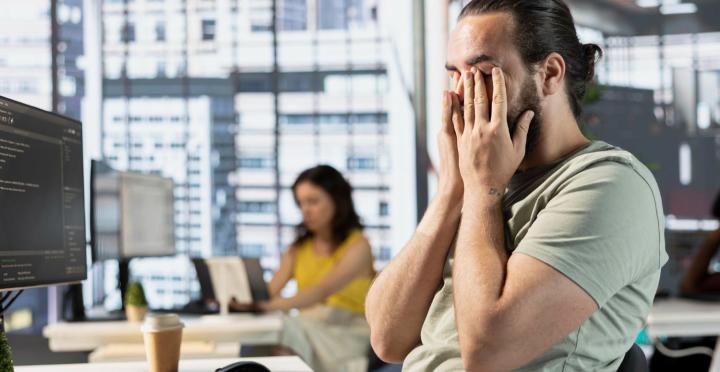 Staffing Agency Red Flags: Contract and Recruiter Warning Signs